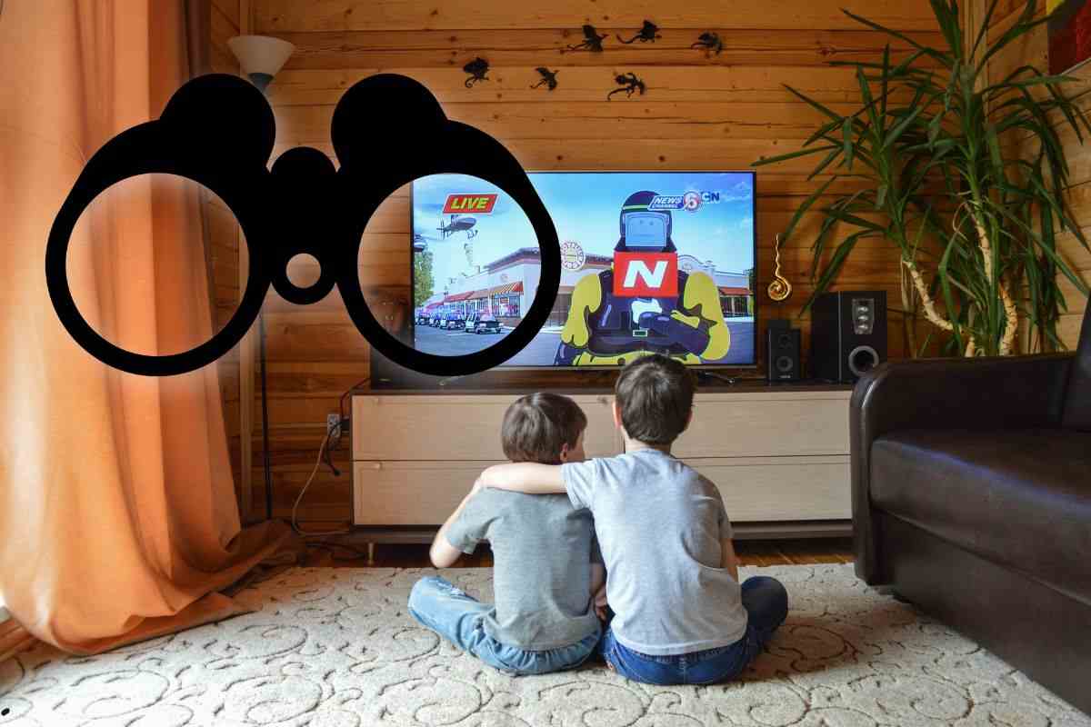 Tu guardi il film e loro ti spiano: anche il tuo smart TV ha il metodo ...